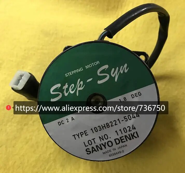 Шаговый двигатель SWF X TYPE 103H8221-5044 для вышивальной машины