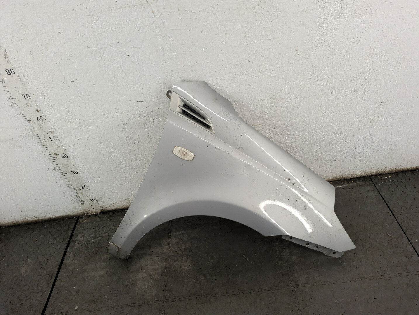 Крыло правое переднее Chevrolet Aveo (T250 / 255) Б/У