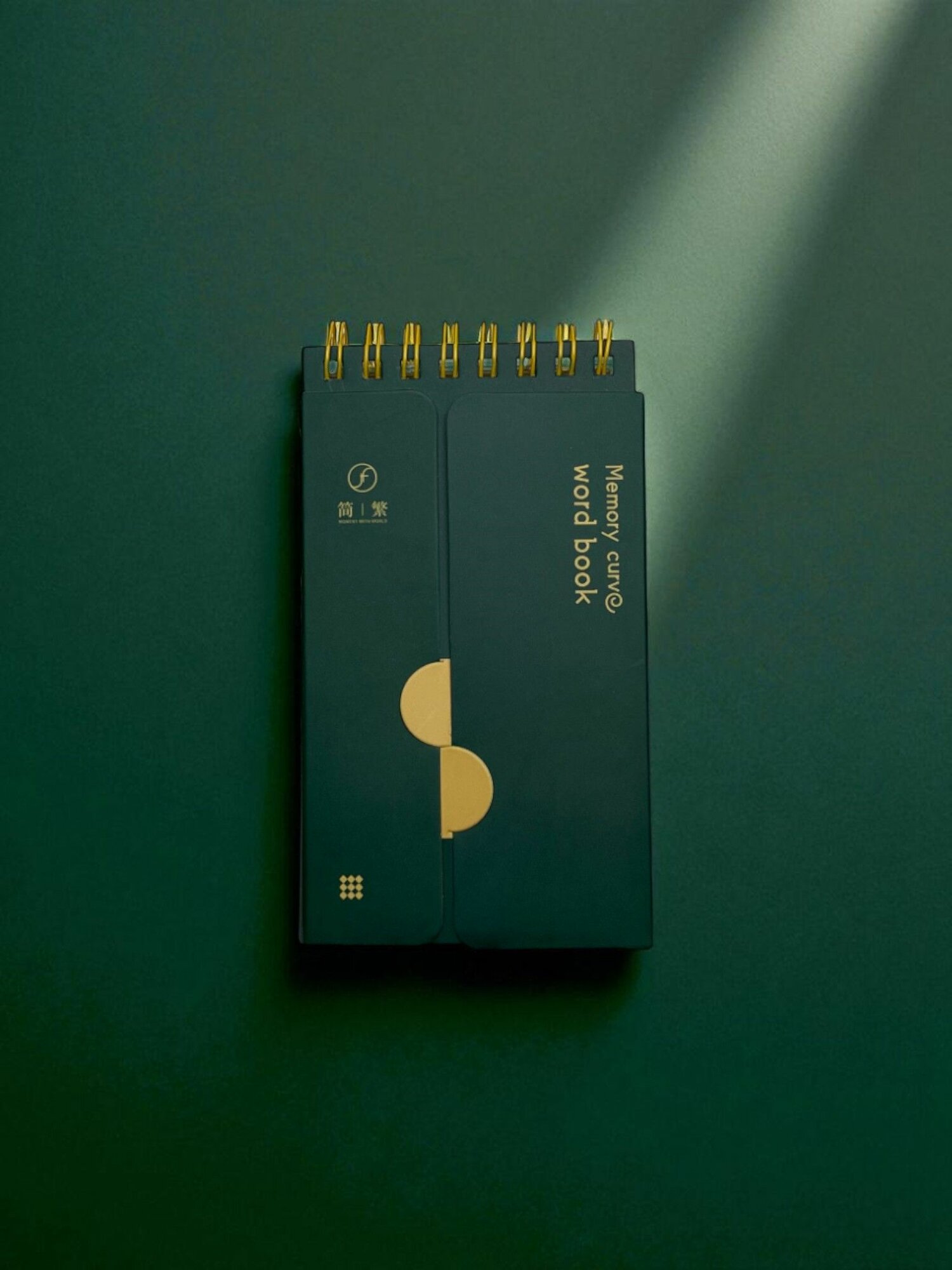 Блокнот (13x7,5 см; 80 л) для запоминания иностранных слов "Color", темно-зеленый