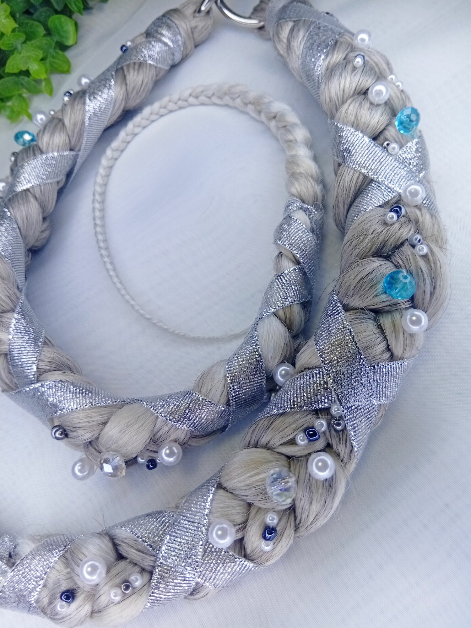 Косы на карабинах "Снежная королева" 75 см, комплект 2 шт