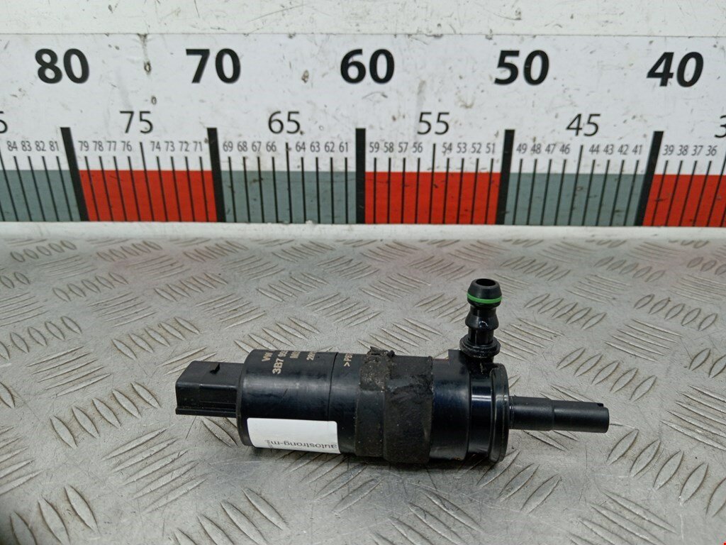 Насос (моторчик) омывателя фар Audi A6 C7 3B7955681 арт. 2262095