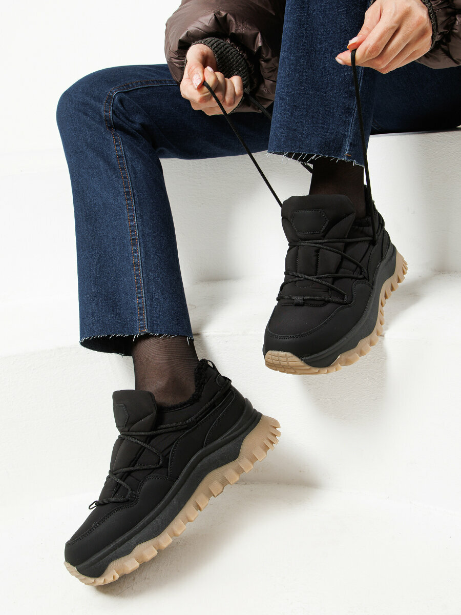 Кроссовки кеды на высокой подошве утепленные 2025