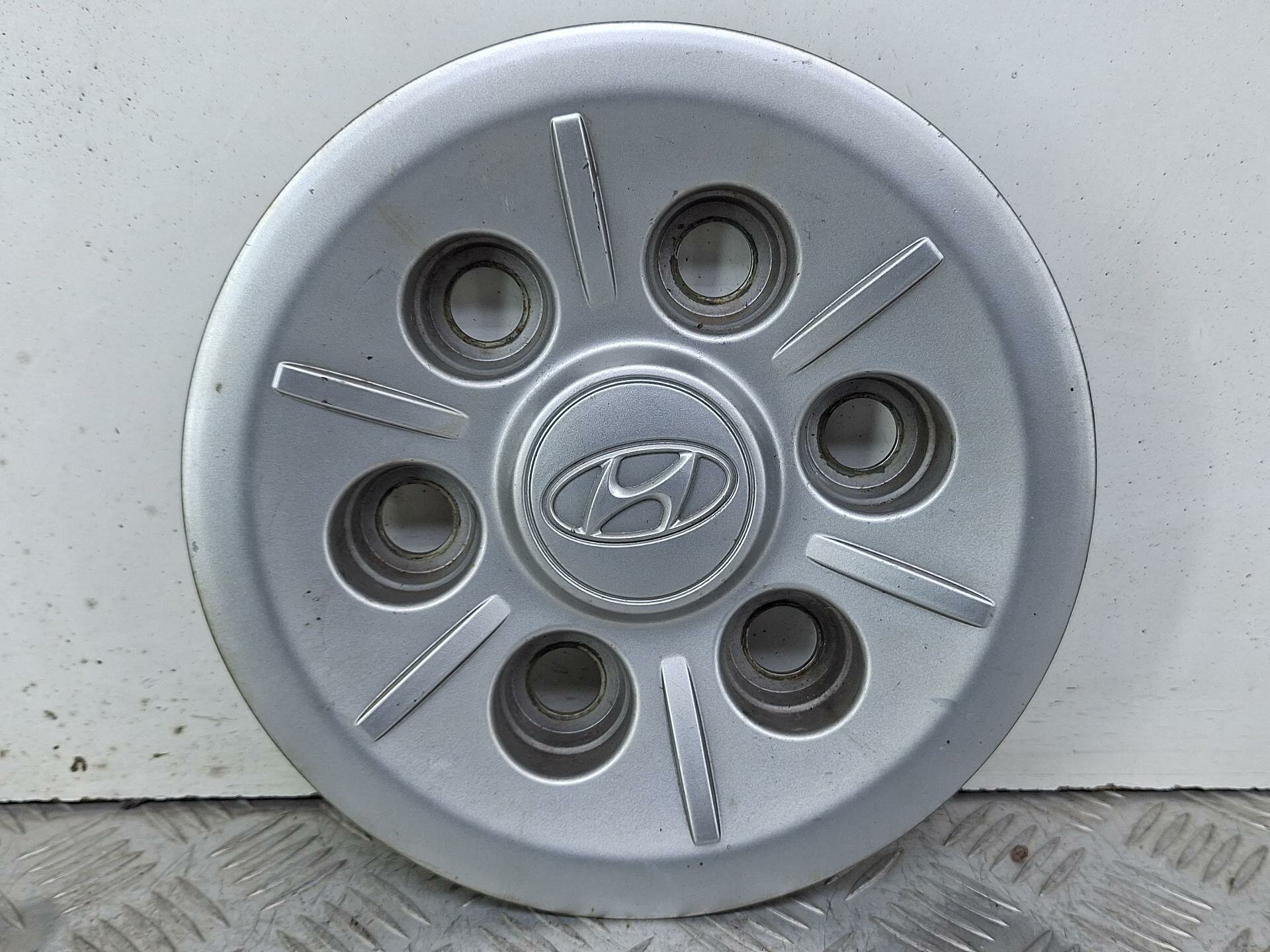 Колпак колесный Hyundai H1 Grand Starex 2008 529604H000