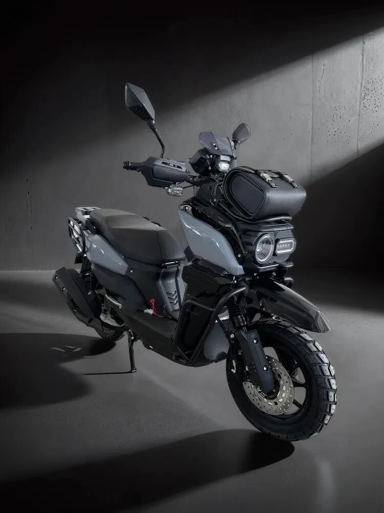 Скутер VECTOR 3, 150см3, 11 л. с. (Без ПТС, маркировка 49см3) цвет серый; бензиновый, вариатор