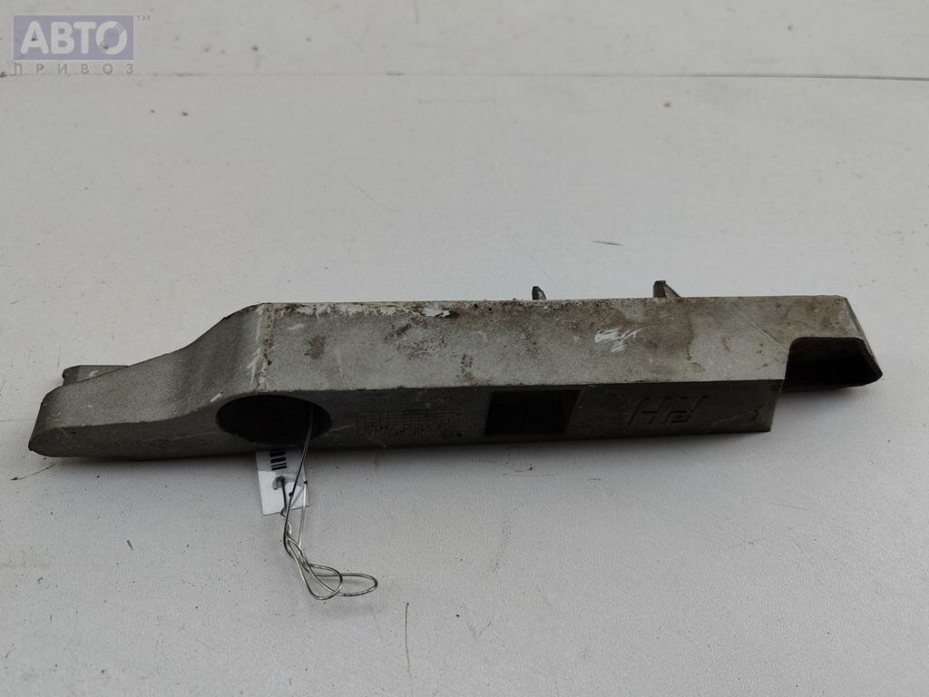 Кронштейн бампера переднего Ford Focus 2 (2004-2010)