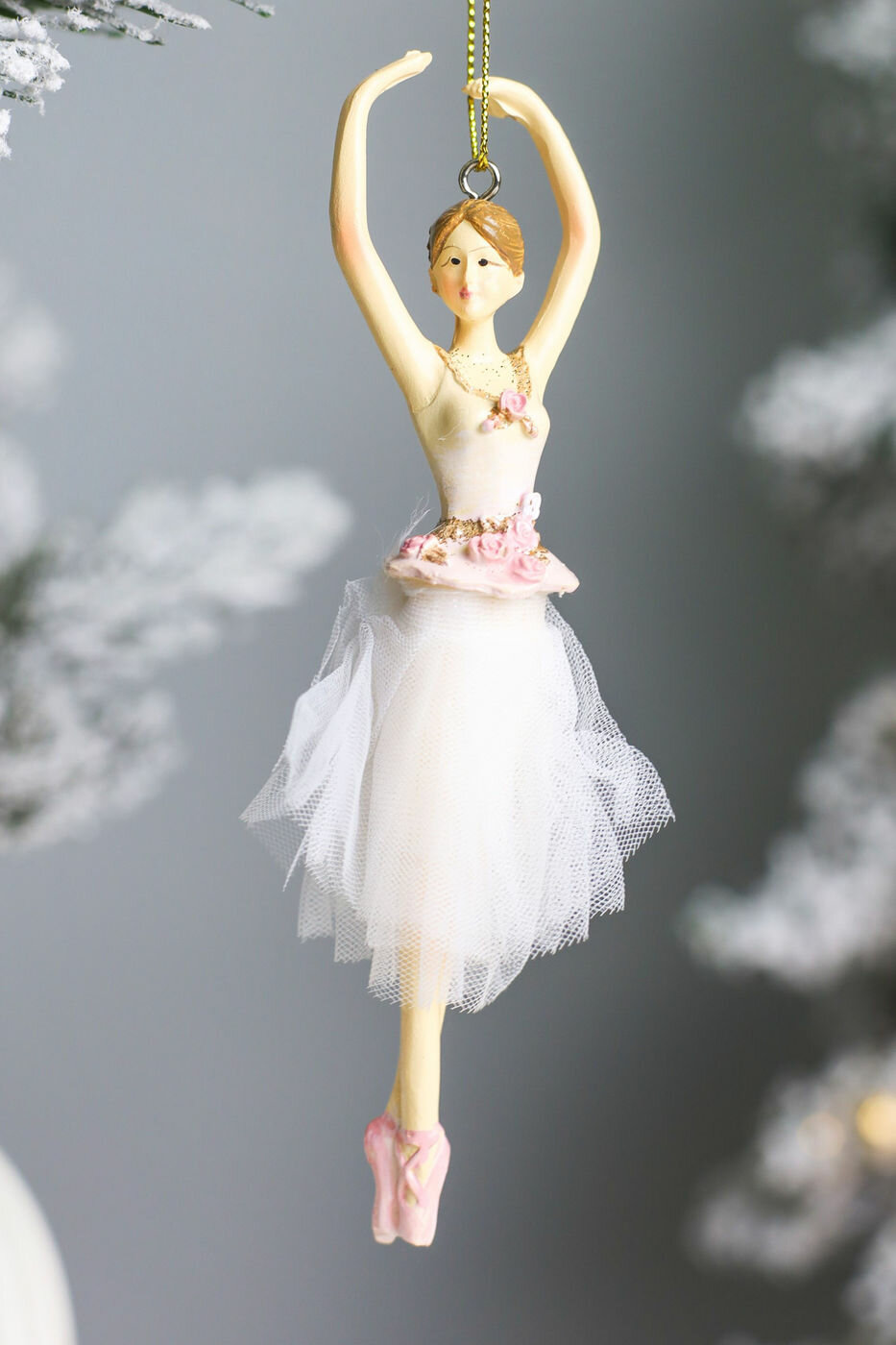 Ёлочная игрушка балерина лина: релевэ, полистоун, 16 см, Goodwill MC38361-2