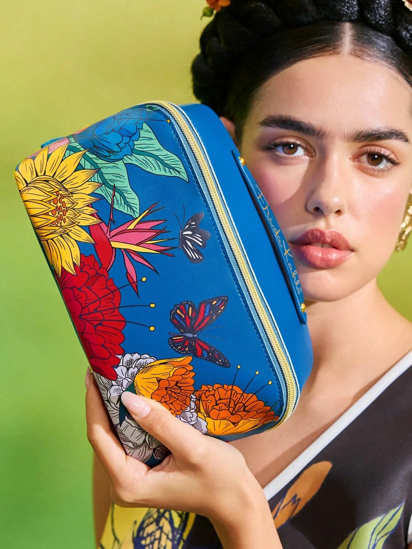 Фрида Кало / Frida Kahlo Косметичка Цветочный узор