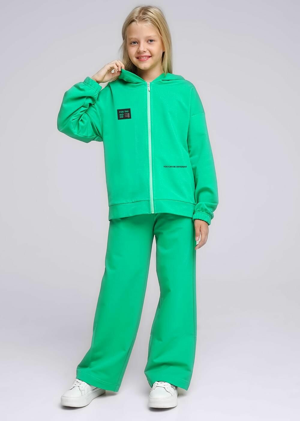 Костюм спортивный