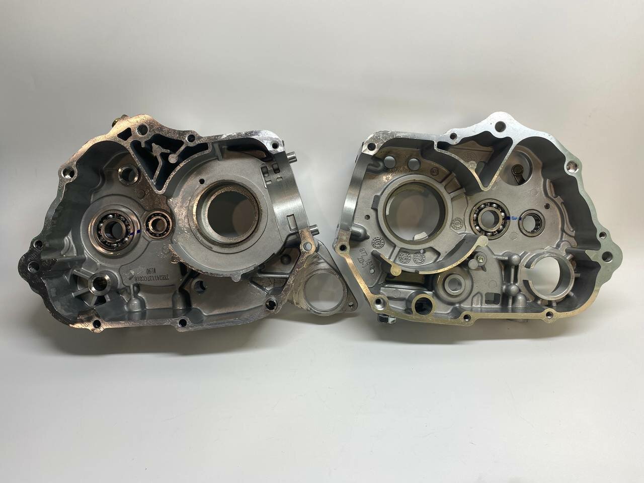 Картер (комплект) с подшипниками и сальниками двигатель 162 FML-2 W190