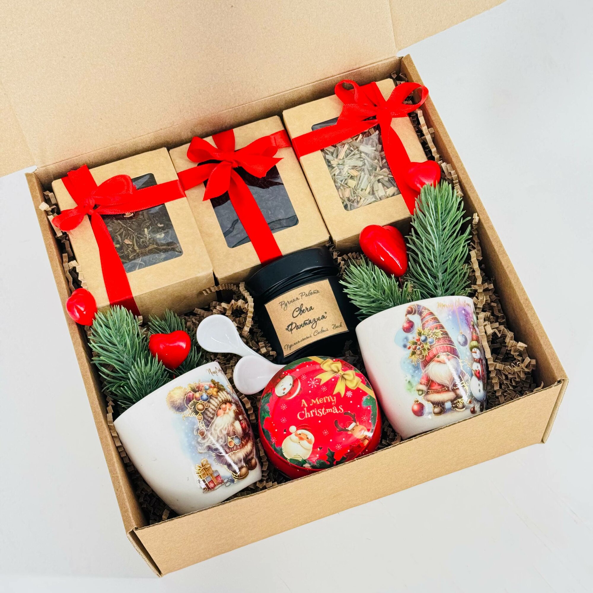 Новогодний подарочный набор, бокс. Чай элитный, свеча ручной работы, новогодняя кружка. Набор для семьи, для двоих