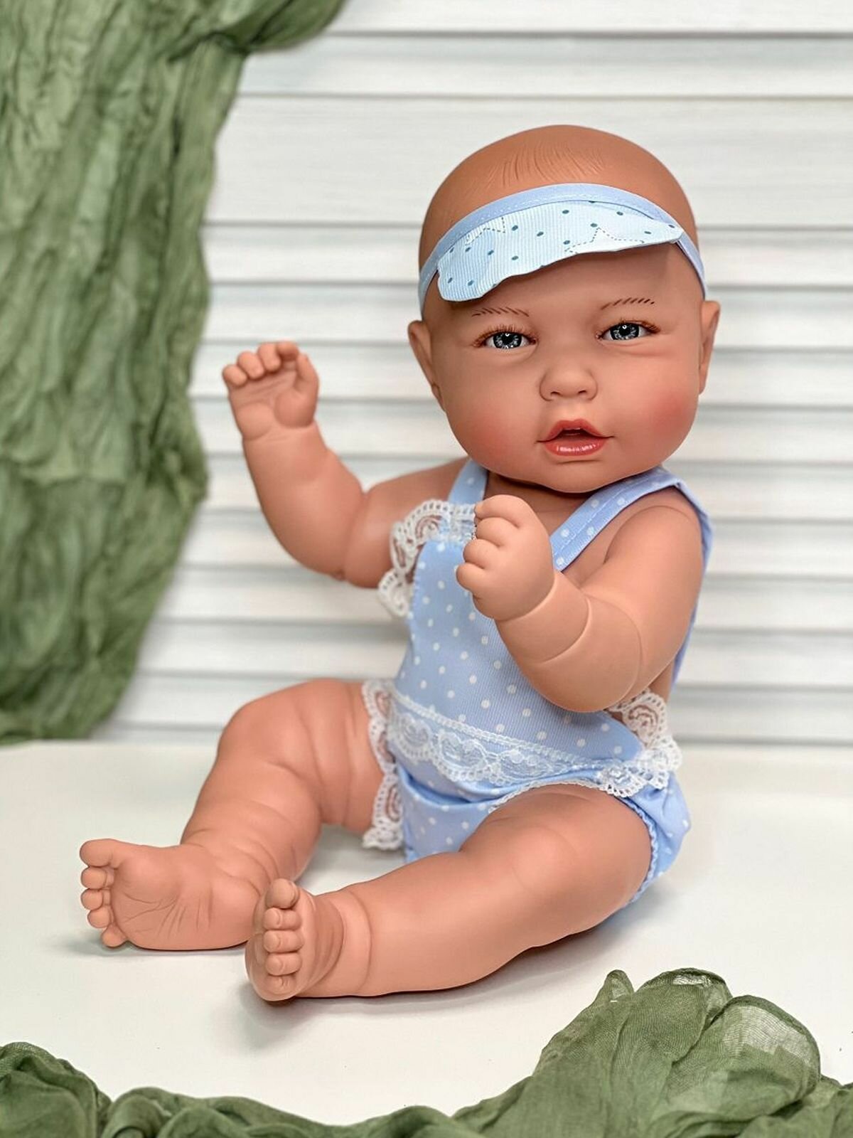 Кукла Manolo Dolls виниловая Noa 45 см