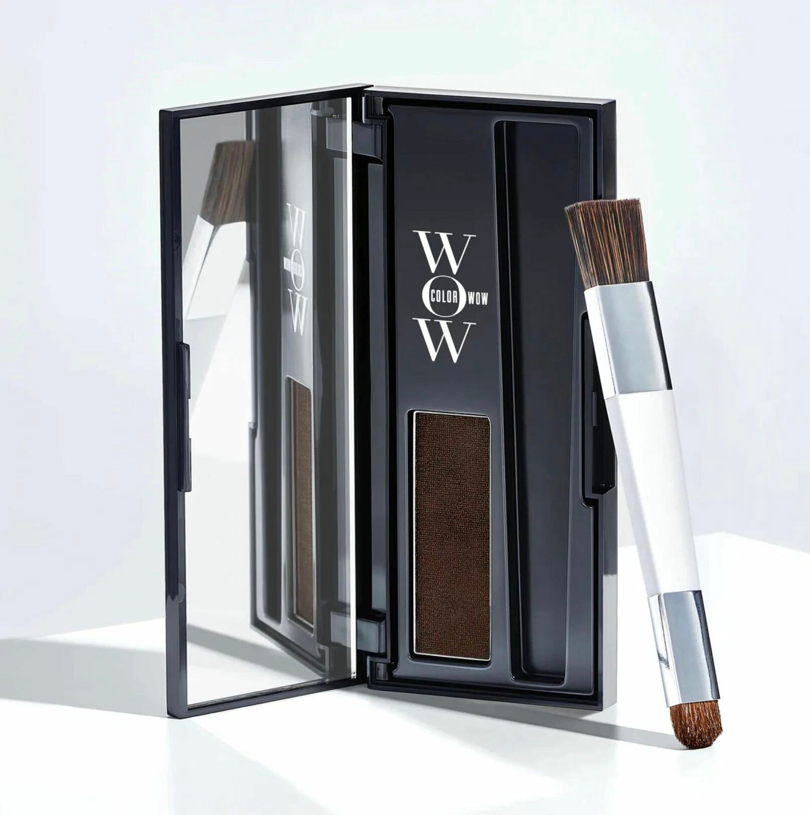 Color Wow Краска для скрытия корней волос Root Cover Up (Dark Brown) 2,1 г