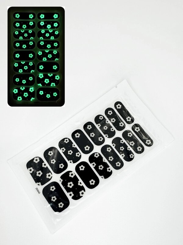 Светящиеся лаковые полоски (пленки для ногтей), наклейки на ногти с коровьим принтом