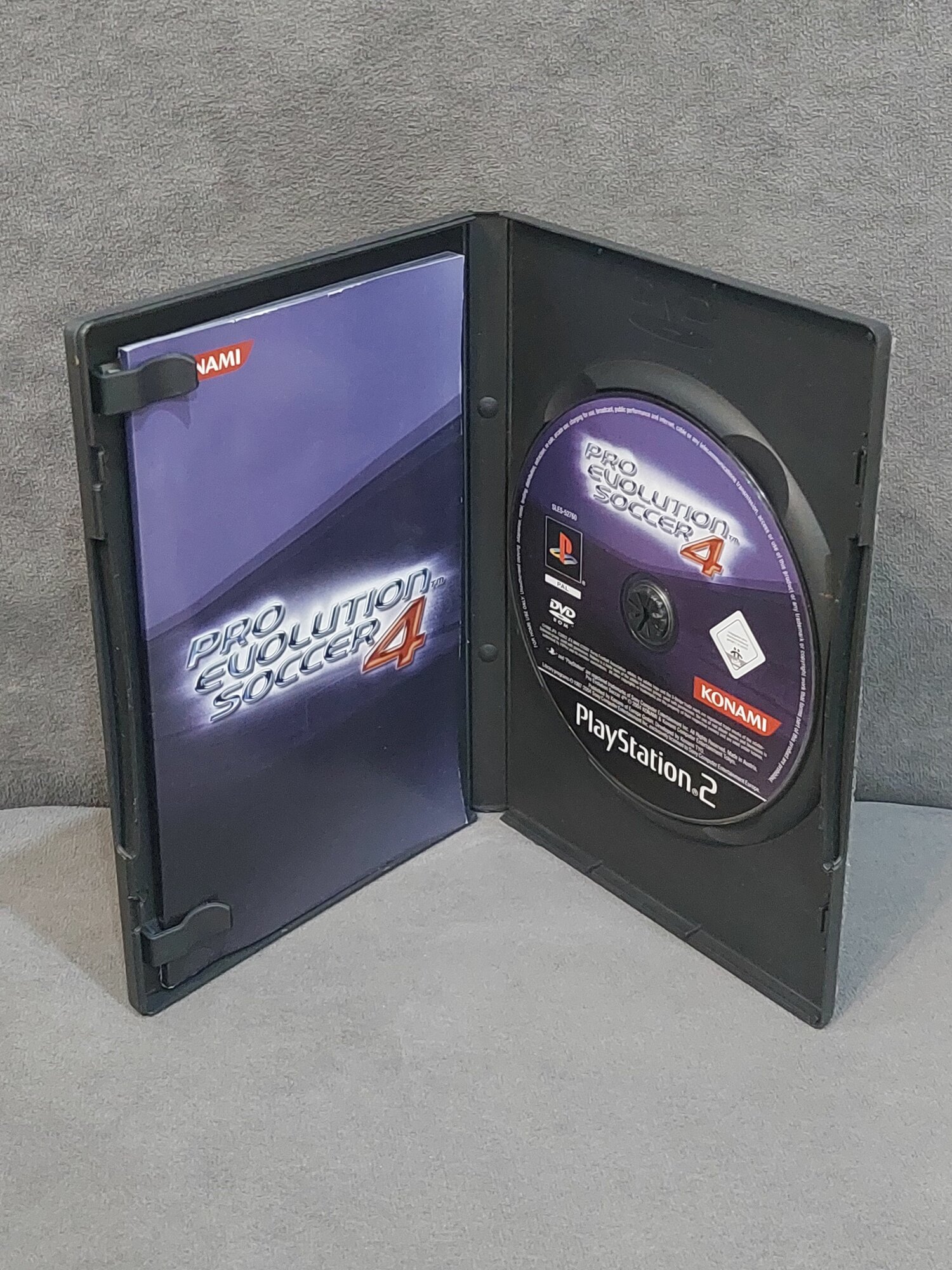 Видеоигра Pro Evolution Soccer 4 PS2 — фото 1