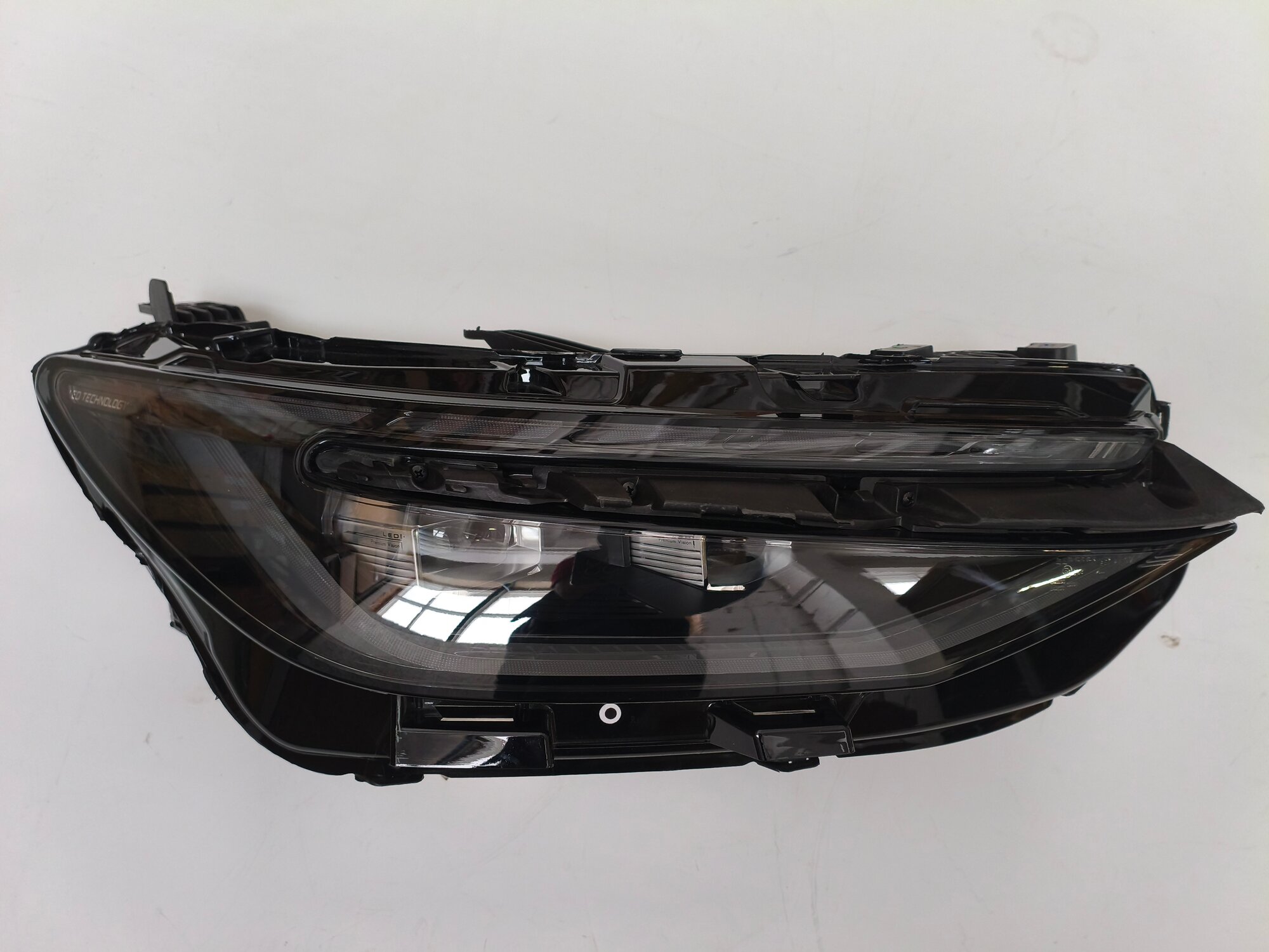 Фара правая Chery Arrizo 8 [1.6 16V 7AMT седан Turbo] 605001158AA