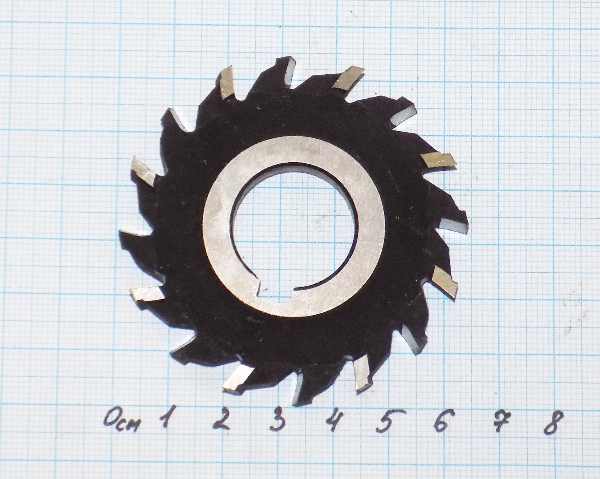 Фреза дисковая 63х8х22 мм р6м5 z16 3-х сторонняя с р/зубьями ГОСТ 28527-90