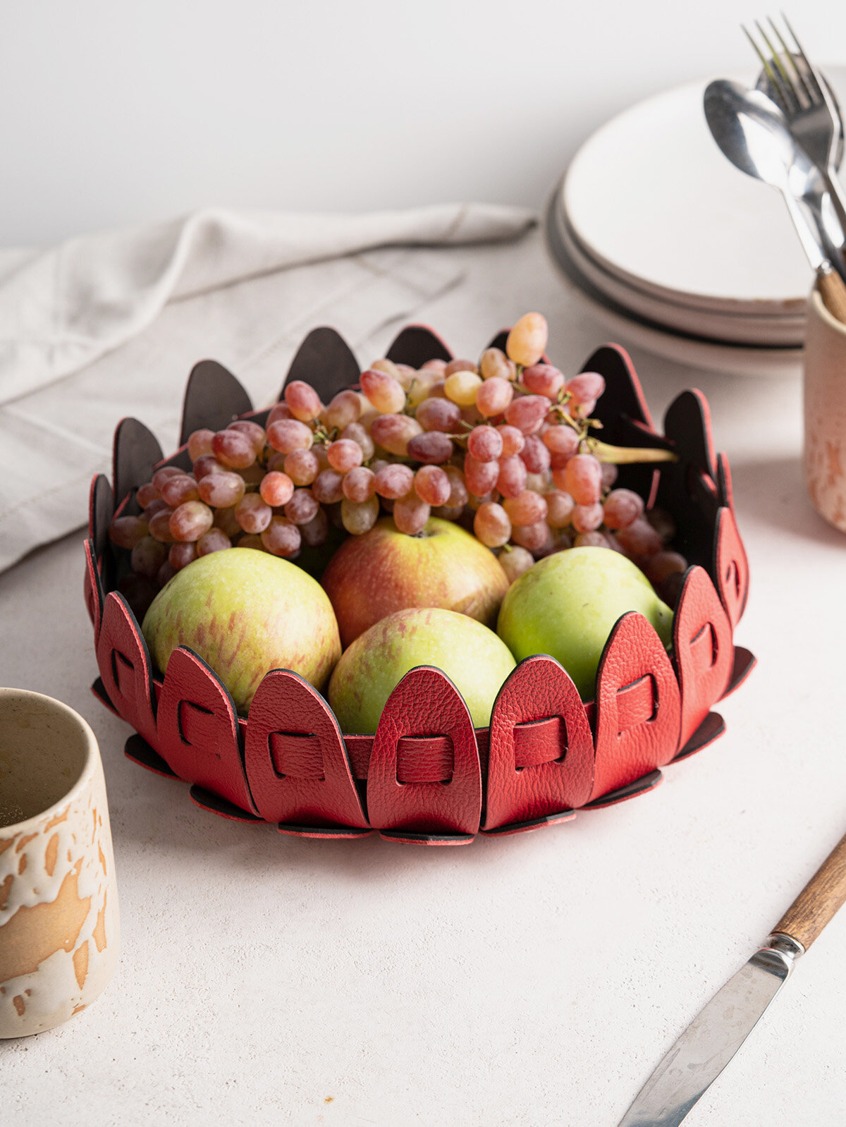 Кожаная конфетница, фруктовница, блюдо для кухни, Weston Candy by J.Audmorr, натуральная кожа, цвет - красный