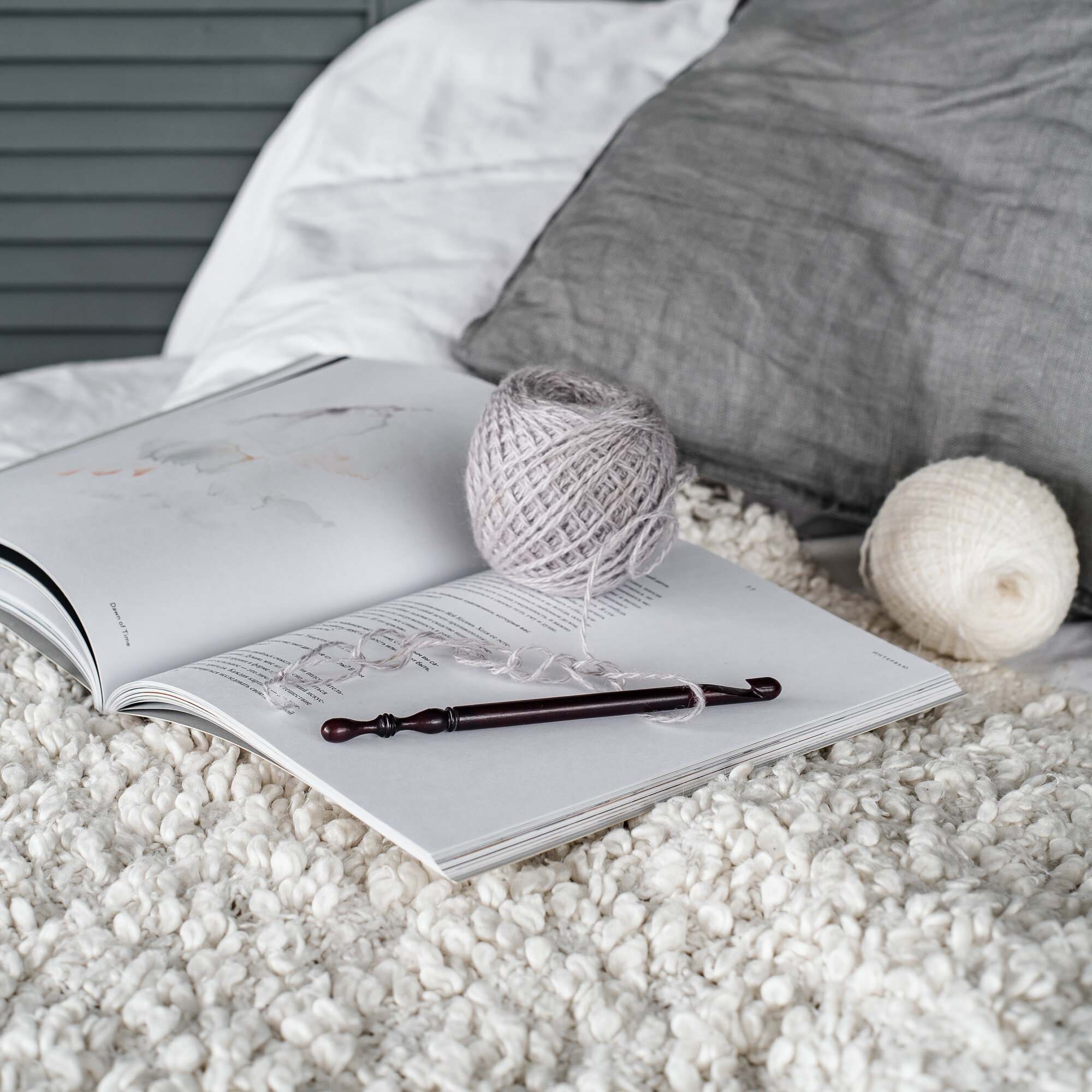 Деревянный крючок для вязания из древесины кедра 8 мм. K284