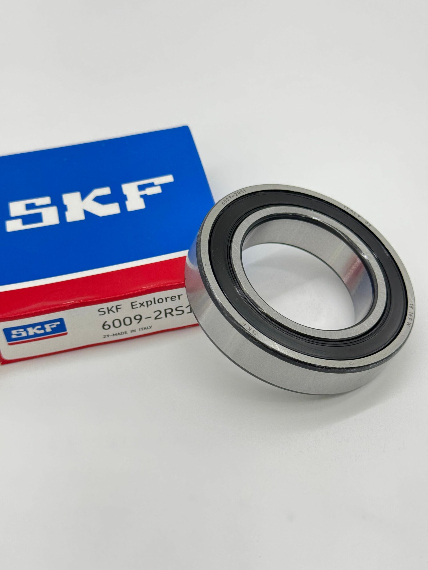 Подшипник SKF 6009-2RS1 (180109) 45х75х16 мм, шариковый однорядный на вал 45 мм, закрытый