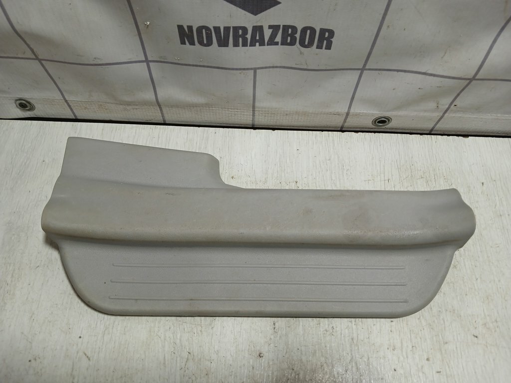 Накладка порога (внутренняя) Kia Ceed 07- 12