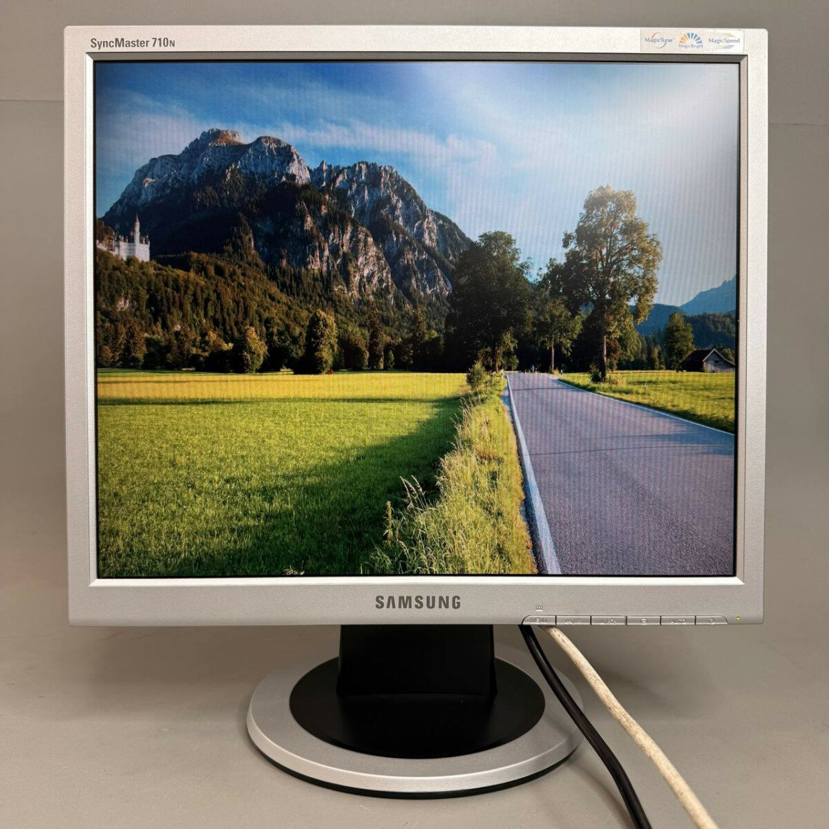 17" Монитор Samsung SyncMaster 710N, 1280x1024,TN