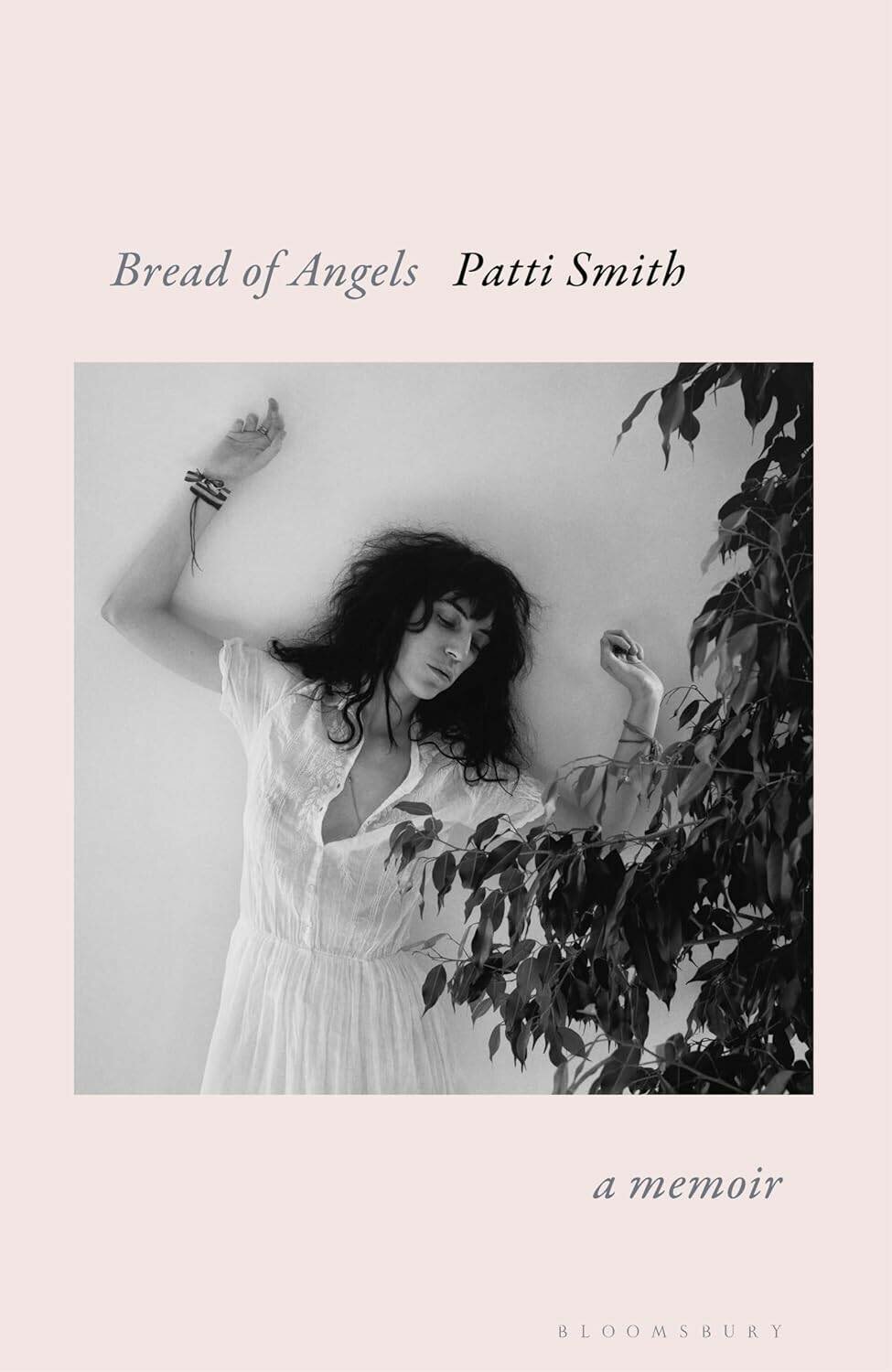 Patricia Lee Smith. Bread of Angels (Patti Smith) Хлеб Ангелов (Пэтти Смит) /Книги на английском языке