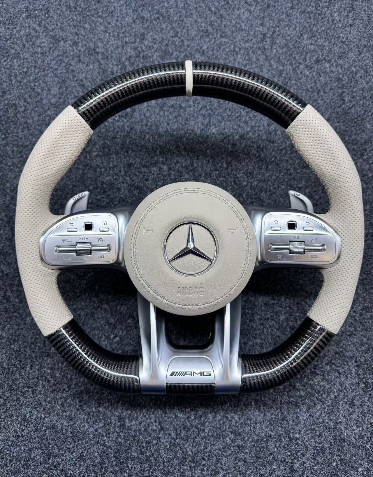 Руль Mercedes amg NEW белый без подогрева