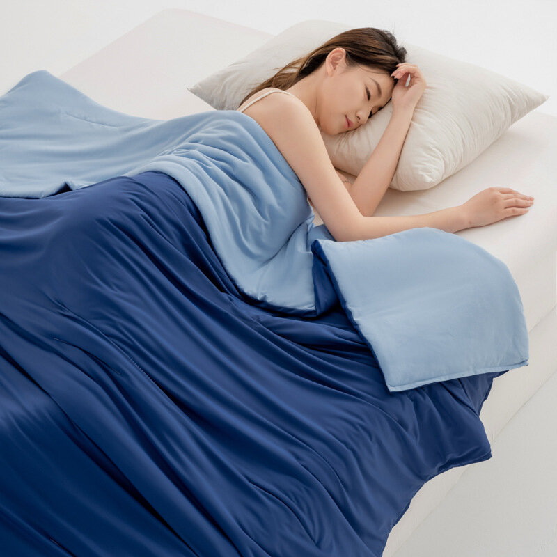 Лёгкое летнее одеяло Deep Sleep Blue однотонное, с охлаждающим эффектом, 200x230 см для двуспальной кровати