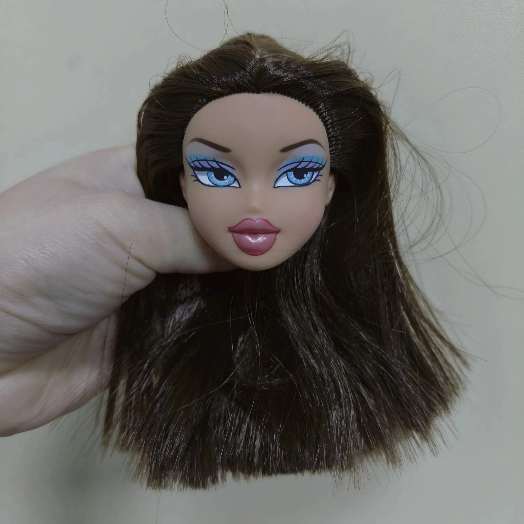 Голова куклы Братц, цвет прозрачный, 1/6