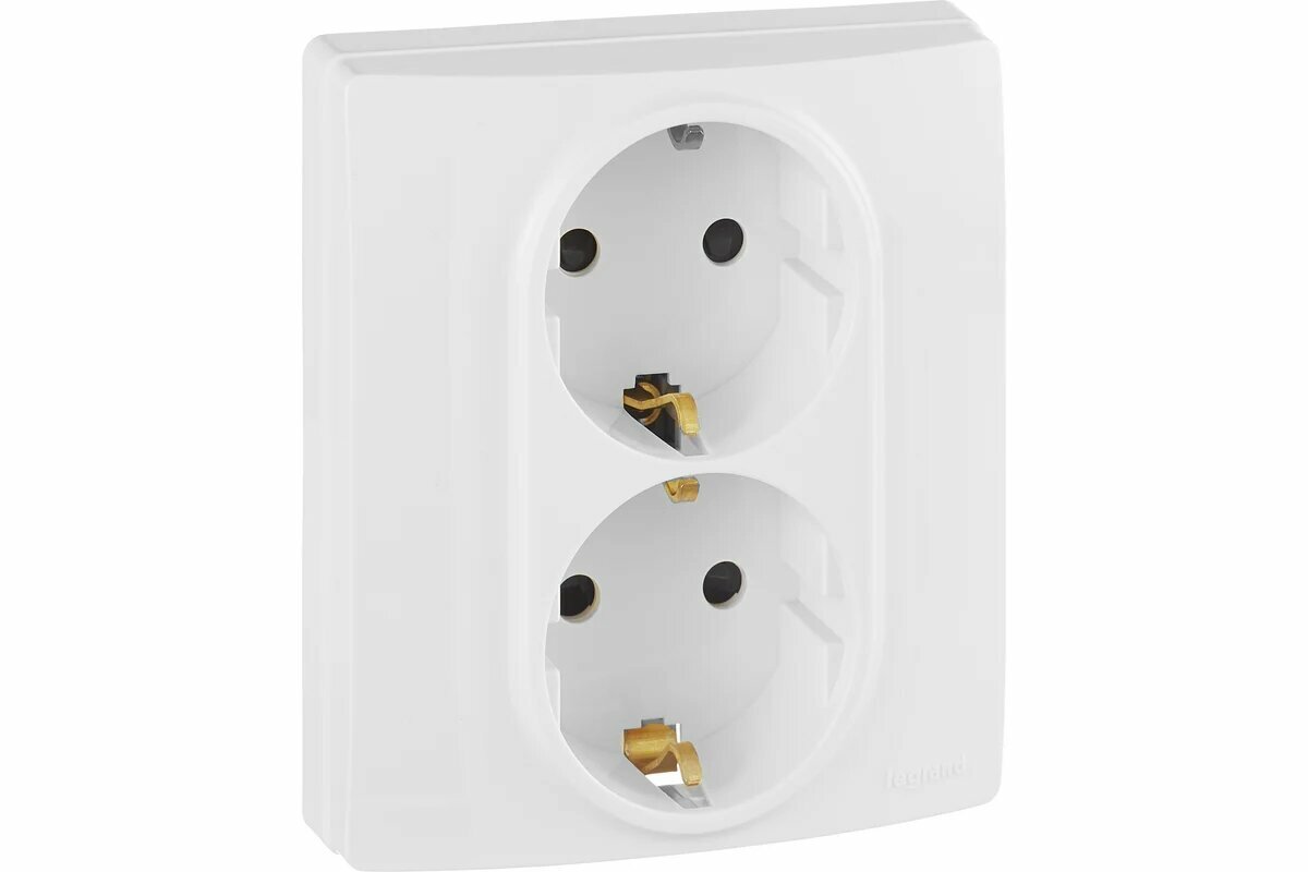 Legrand Etika Белый Розетка 2-ая с заземлением со шторками, автоматические клеммы. 672233, 20 шт.