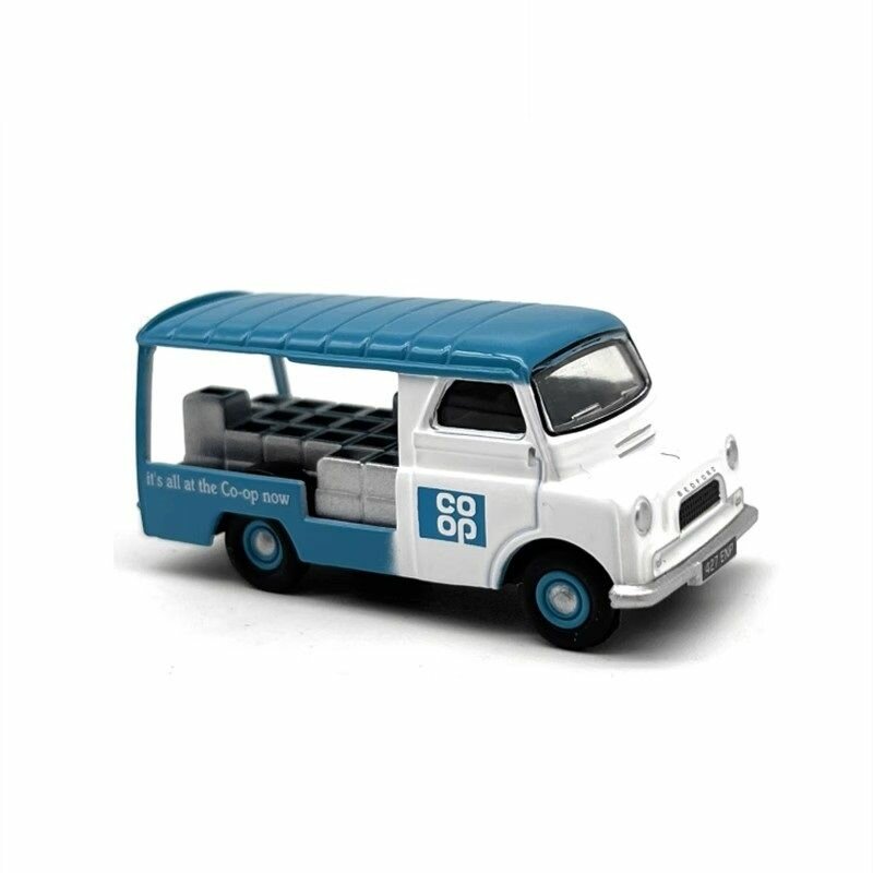 Машинка металлическая модель Oxford 1:76 Bed-ford CA Milk Carrier