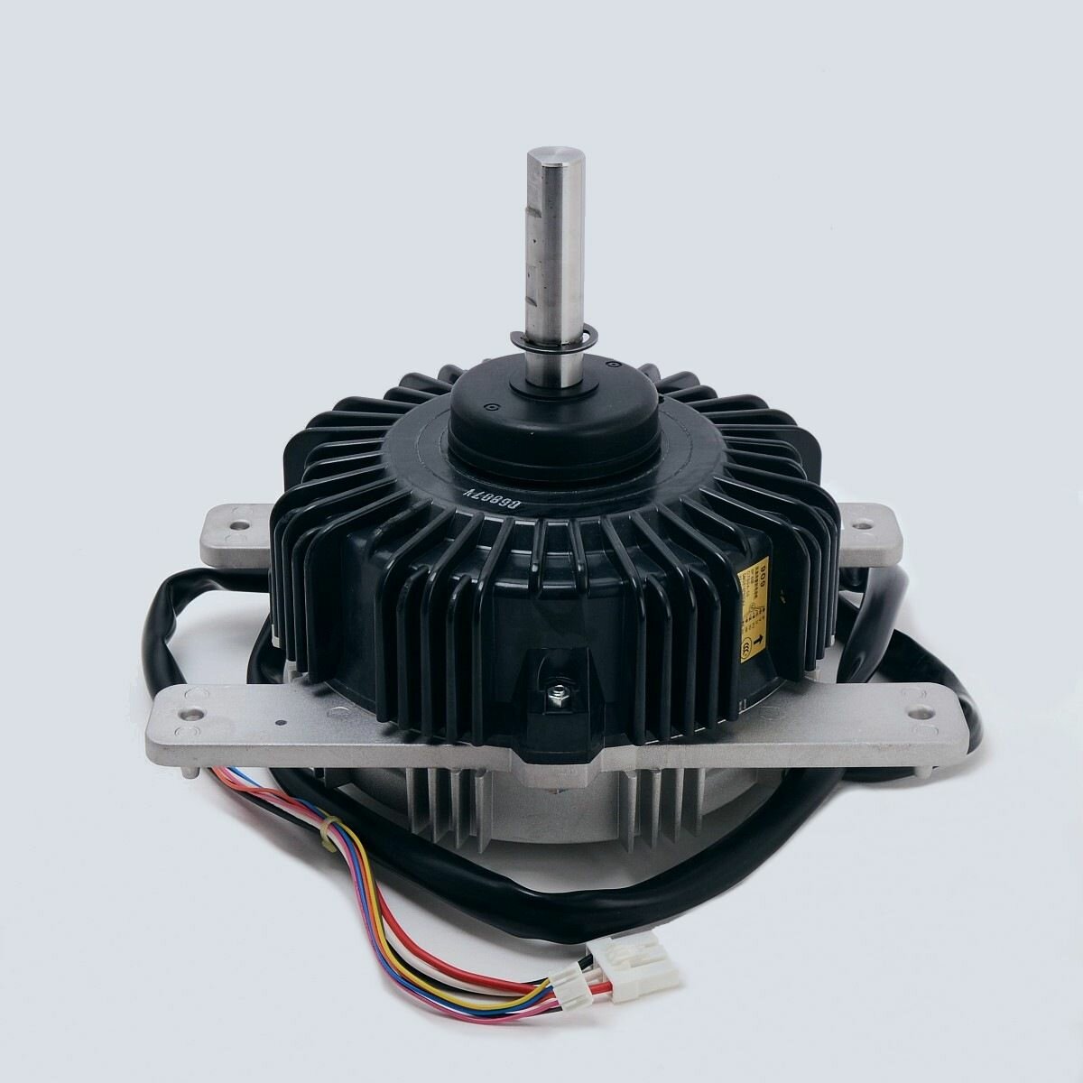 Электродвигатель наружного блока D750A-56 DMSB18P80DK4 1752683 3P170259-1 (015671)Электродвигатель наружного блока D750A-56 DMSB18P80DK4 1752683 3P170259-1 (015671)