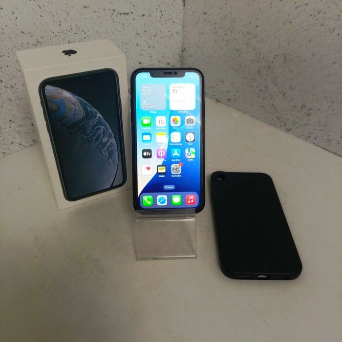 Смартфон Apple iPhone XR 3/64 Черный