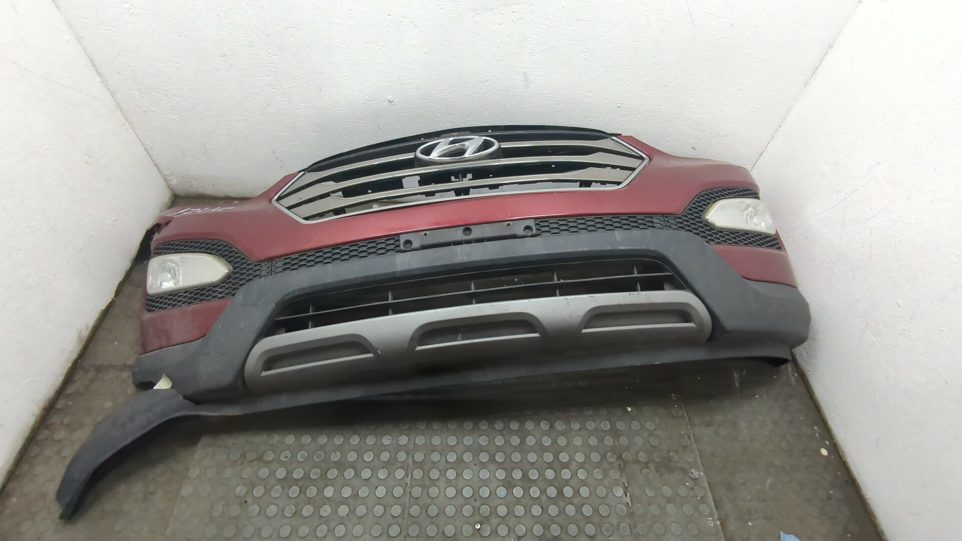 Бампер передний Hyundai Santa Fe Б/У