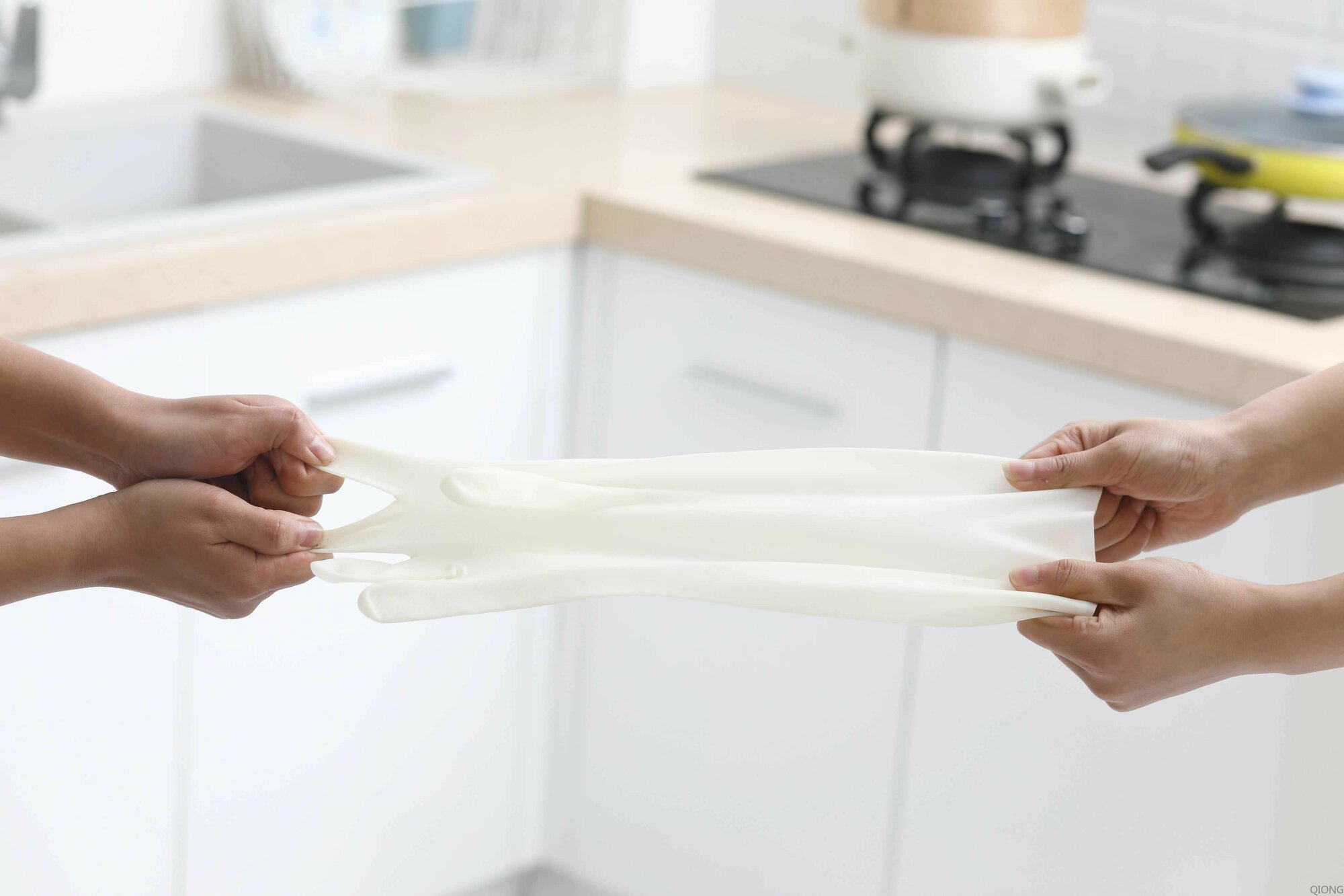 Перчатки хозяйственные