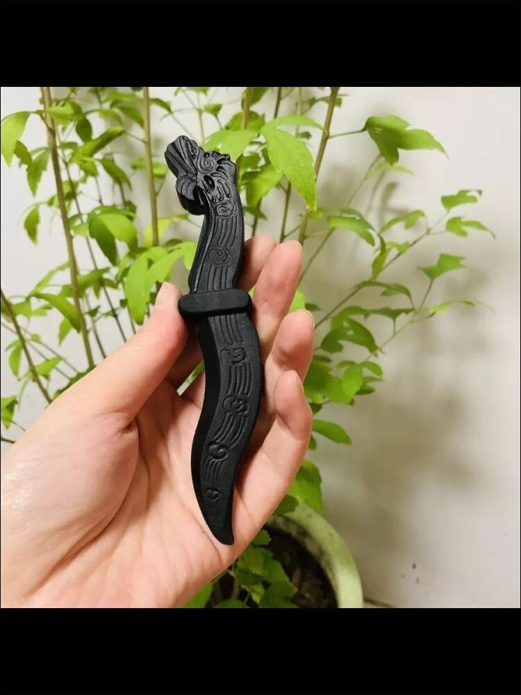 Кинжал ритуальный из матового обсидиана Дракон