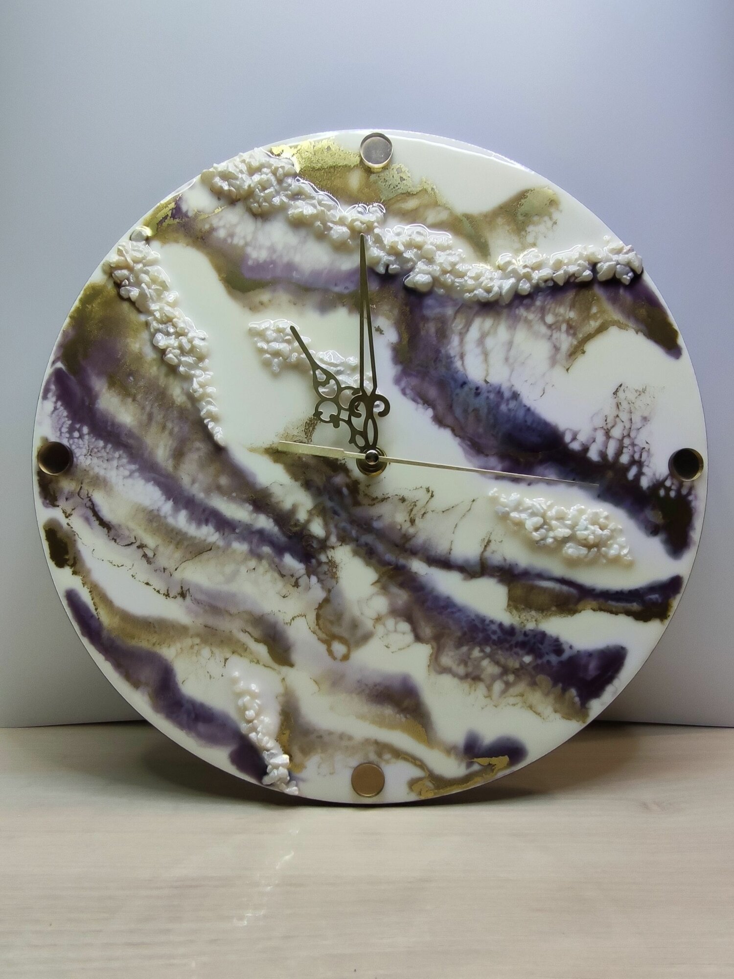 Часы настенные срез камня из эпоксидной смолы ручная работа