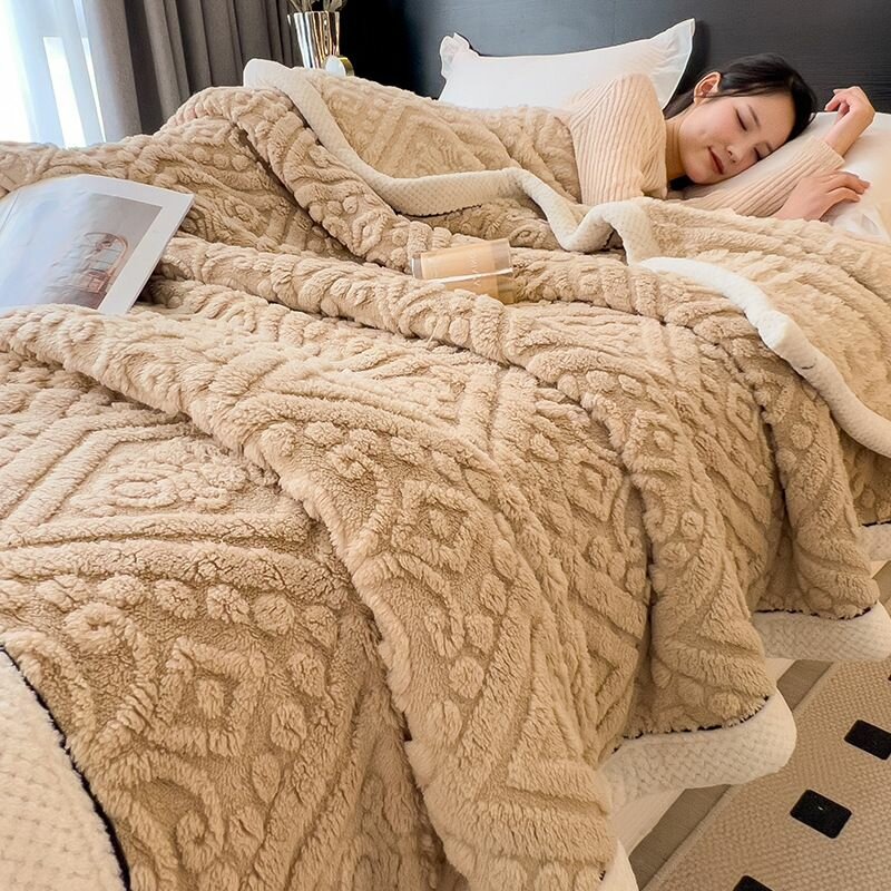 Утолщенное теплое одеяло для сна из кораллового бархата, 100% полиэстер, универсальное для всех сезонов