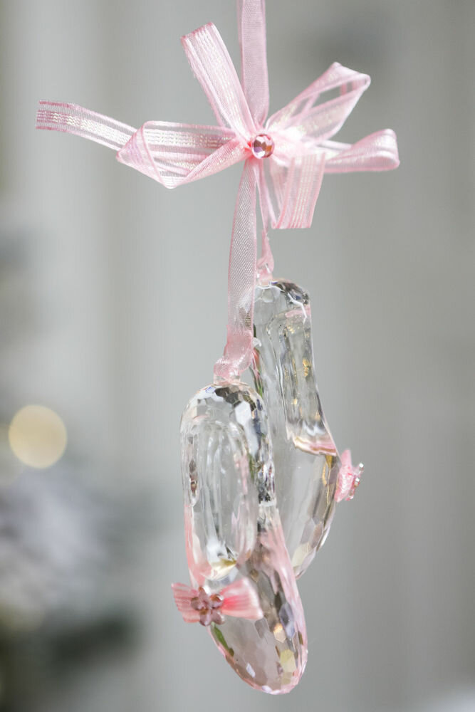 Ёлочная игрушка балетные туфельки, розовые, акрил, 15 см, Kurts Adler D1345