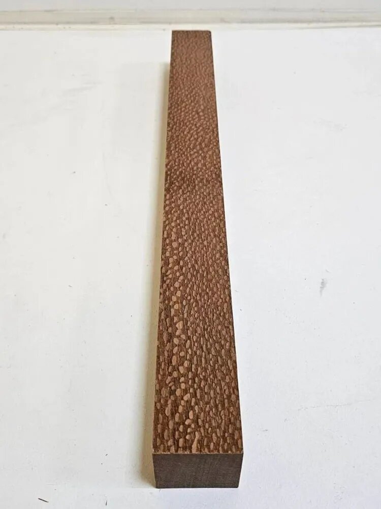 Заготовка из натуральной древесины Лайсвуд 45*45*530мм