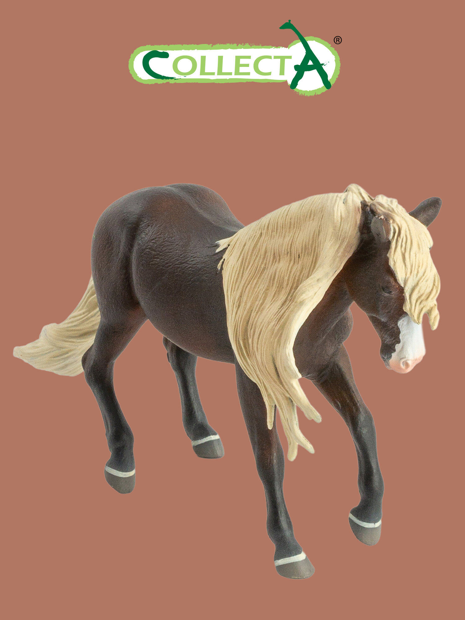 Фигурка лошади Collecta "Жеребец блэк-форрест" высота 11 см, 88769b
