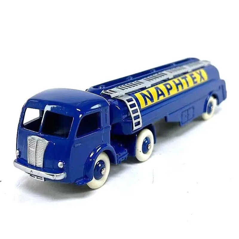 Модель трактора Panhard DuBeeBee 1:43 — фото 1