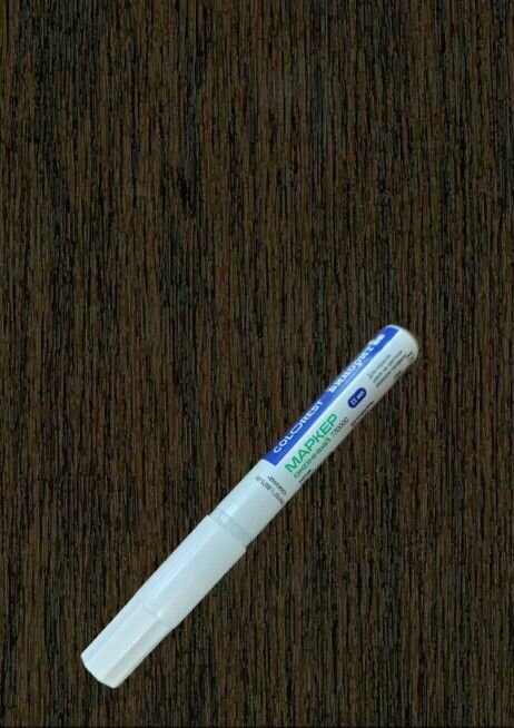 Ретуширующий карандаш для ламинированного профиля "темный дуб" Винорит Colorest