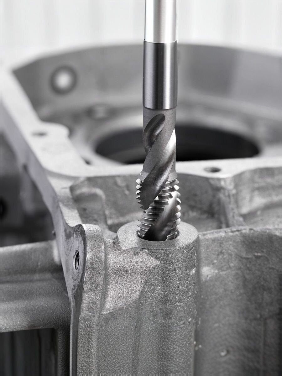 Метчик М6 NORGAU Industrial из быстрорежущей стали HSSE (Co5%), машинный 6H