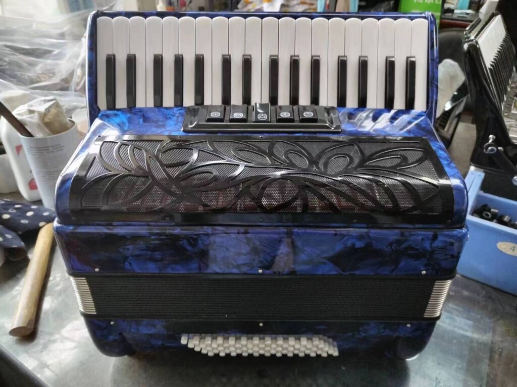 Аккордеон 34х60-III-5, Aurora A60-K