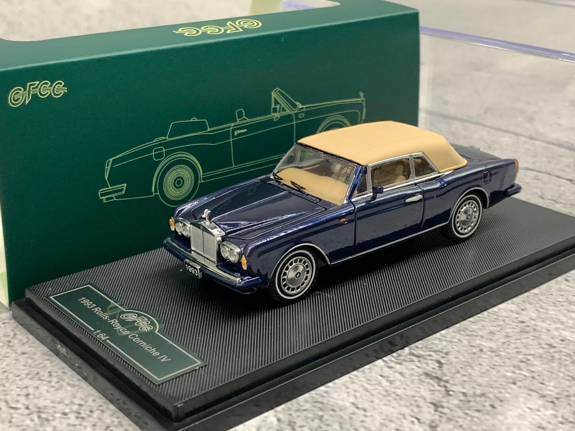GFCC 1:64 Rolls-Royce Corniche IV Модель автомобиля из сплава для демонстрации