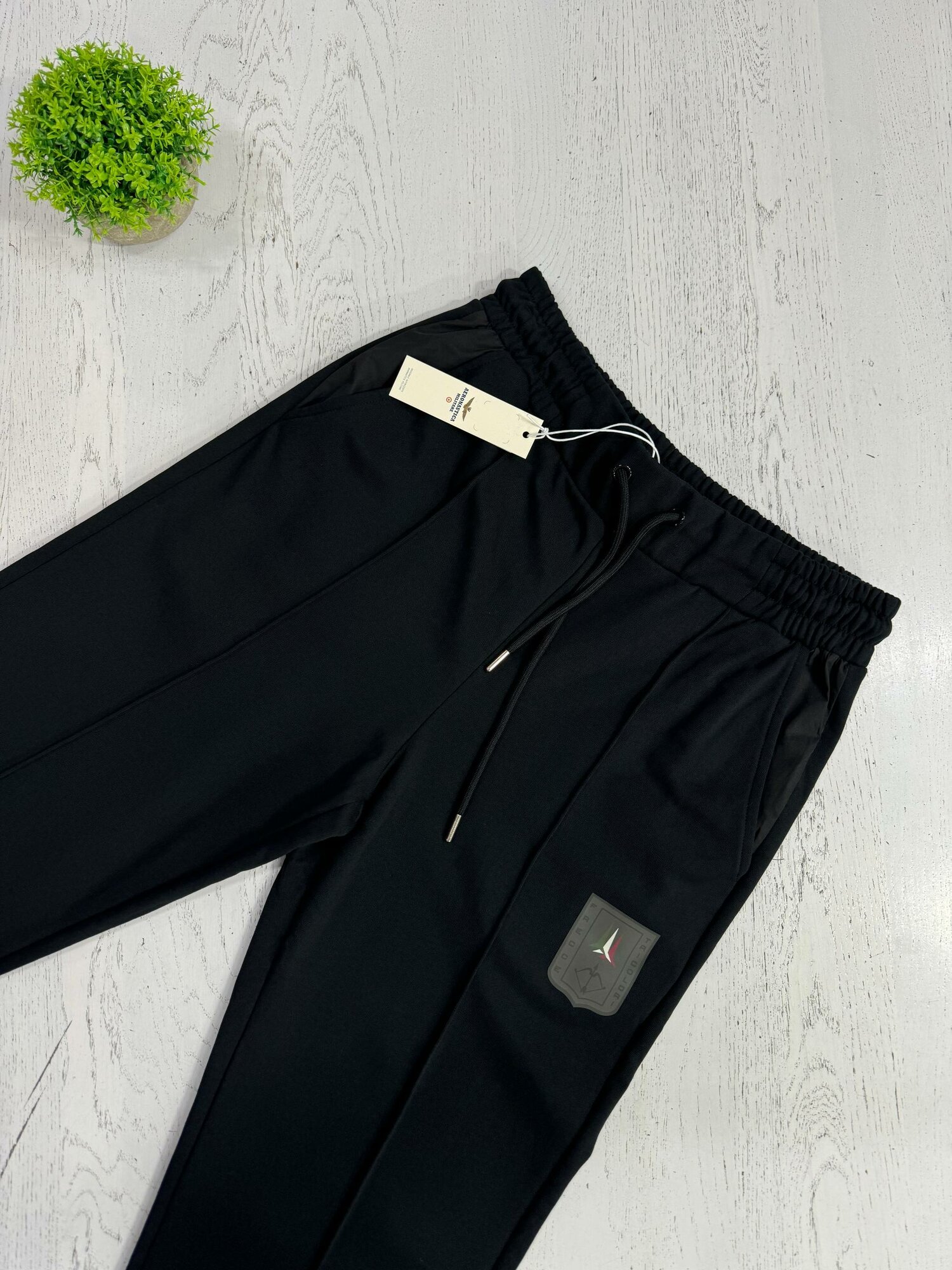 Брюки спортивные