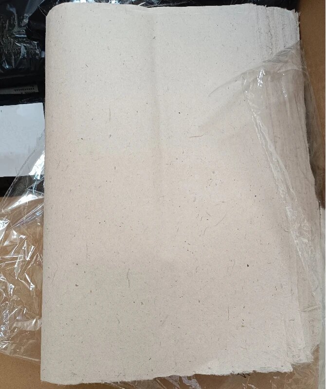 Бумага тутовая с короткими волокнами 35x46 см, 100 листов