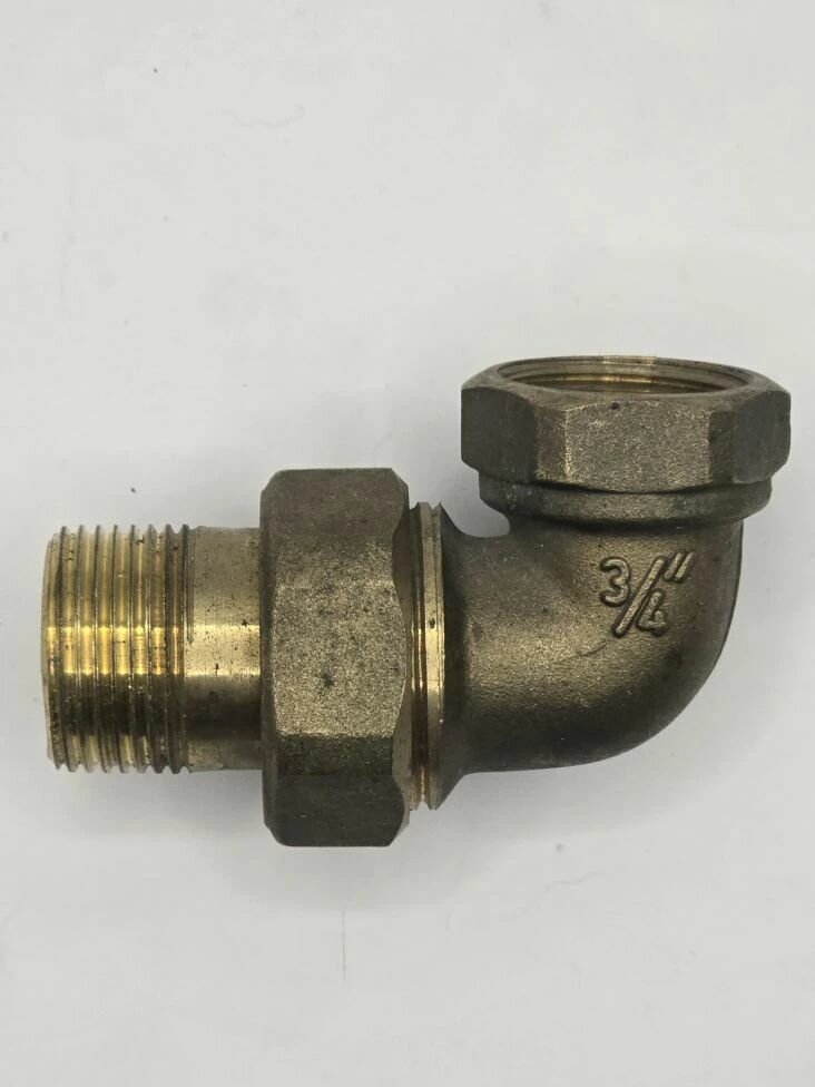 Американка конусная угловая 3/4", латунь
