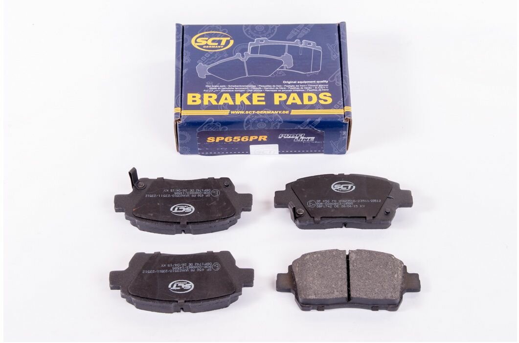 Колодки тормозные передние для Toyota Corolla E12 (2002-2006 г), Prius, Yaris (1.0-1.6) (1999-2005 г) комплект 4 шт. арт SP656